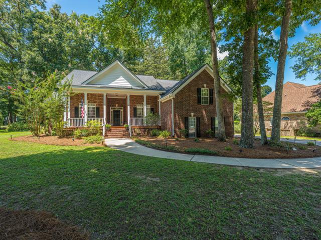 5201 Forest Oaks Drive