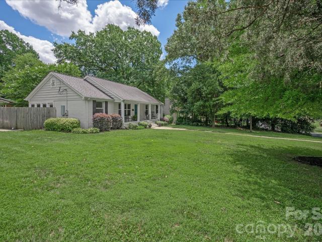5201 Glenham Drive