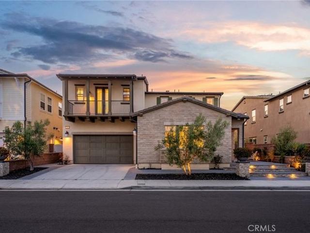 5201 Goldenrod Cir, Huntington Beach, CA 92649