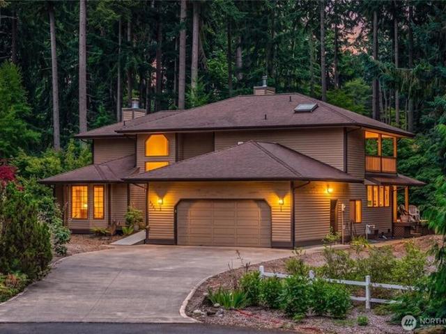5201 SW 318th Ct, Federal Way, WA 98023