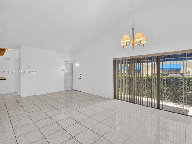 5201 SW 31st Ave, Unit 112, Dania Beach, FL 33312 | MLS #A11836