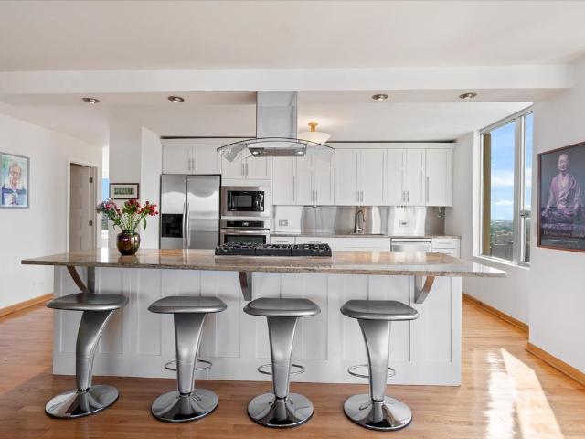 5201 S Cornell Avenue # 22A B