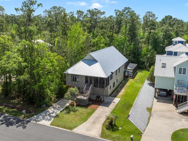 5201 Skiff Lane
