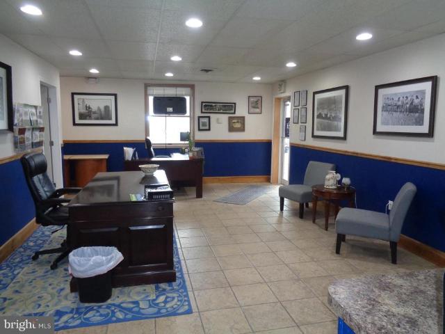 5201 Spring Road