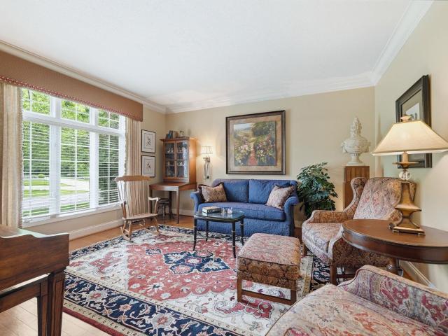 5201 W Deerbrook Drive