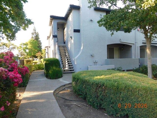 5201 W Laguna Oaks Dr Unit 15, Elk Grove, CA 95758