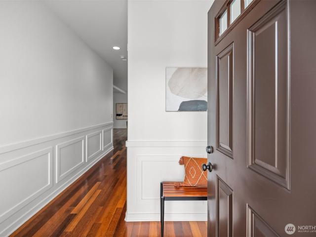 5202 NE 7th Street