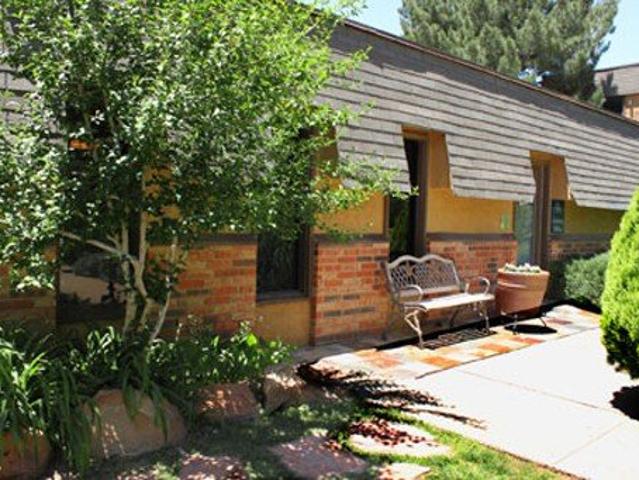 5202 Bangor Ave 2 beds, 1 full bath