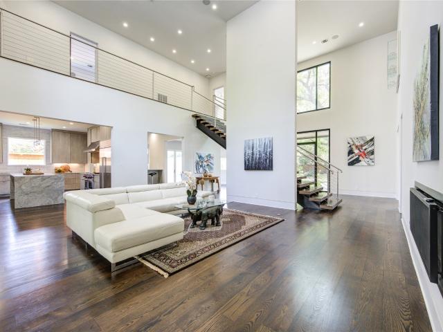 5202 Chesapeake Way
