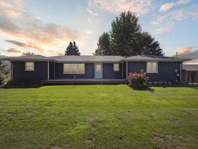 5202 E Miami Trail, Rolling Prairie, IN 46371 MLS 202438683