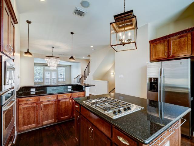 5202 Rose St, Unit B, Houston, TX 77007 | MLS #42187 | Compass
