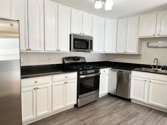 5202 Washington Street # 301