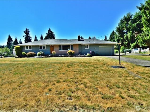 5202 96th St E, Tacoma, WA 98446