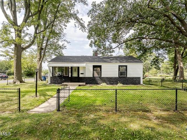 5203 Adella St, Toledo, OH 43613