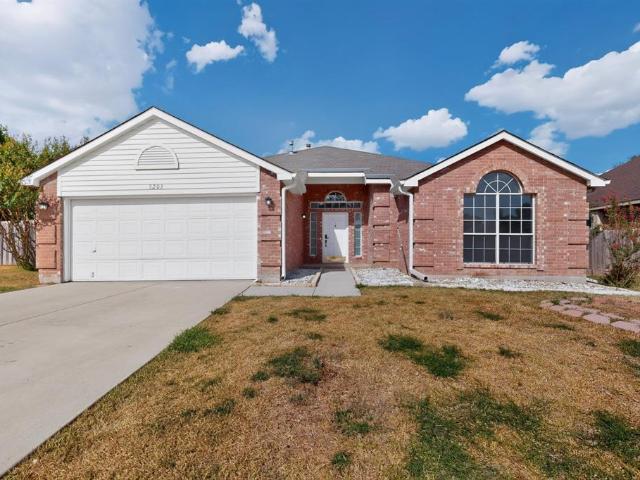 5203 Alta Vista Lane