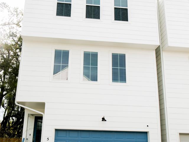 5203 Burress Springs Ln, Houston, TX 77022 | MLS #77186
