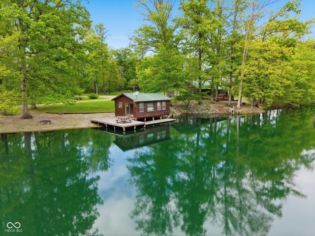 5203 S County Road 900 W