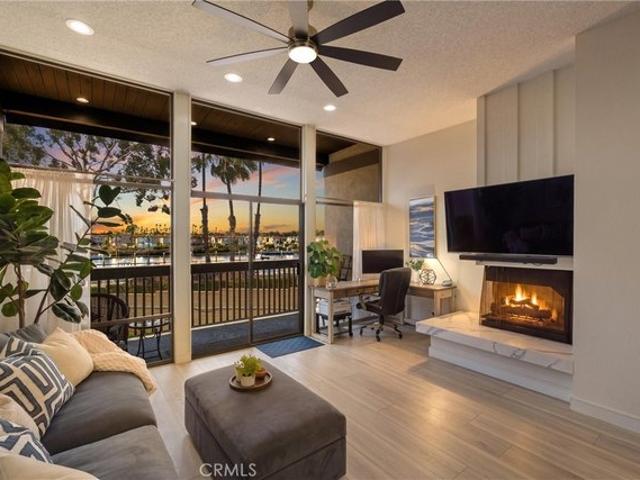 5203 S Marina Pacifica Dr, Long Beach, CA 90803