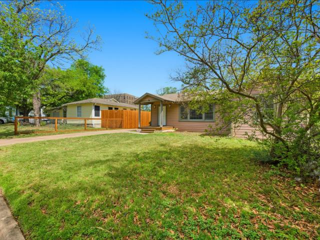 5203 Valley Oak Dr, Austin, TX 78731 | MLS #8493 | Compass
