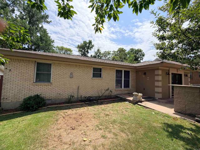 5203 Wycliffe Drive