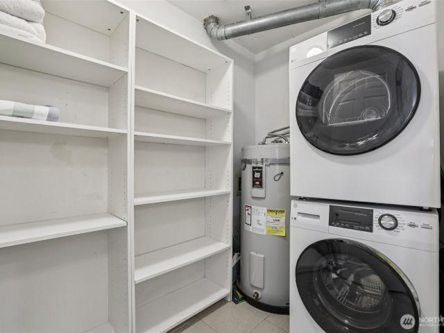 520 2nd Ave W, Unit 409, Seattle, WA 98119 | MLS #2544