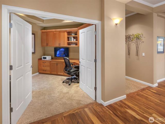 520 6th Avenue # 4001