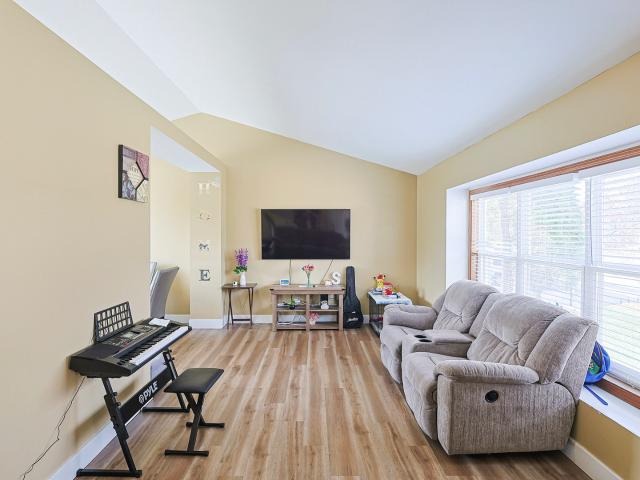 520 calgary way