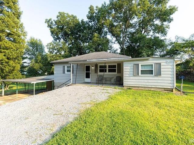 520 Center St, Rockport, IN 47635