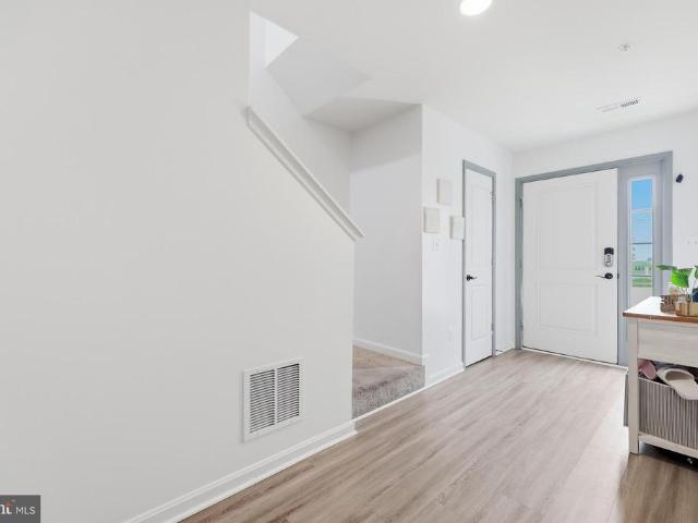 520 Abigail Avenue