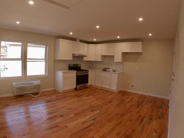 520 Bayway Ave