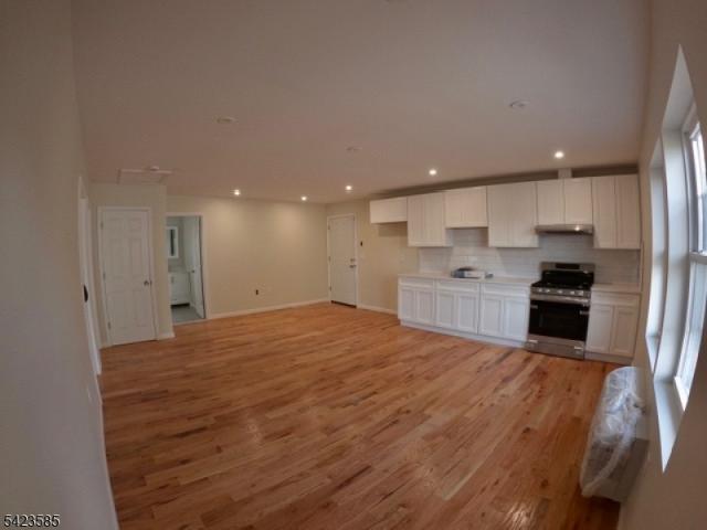 520 Bayway, Unit 2A, Elizabeth, NJ 07202 | MLS #4020 | Compass