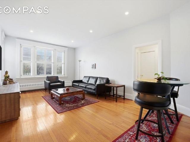 520 Beacon St 2F, Boston, MA