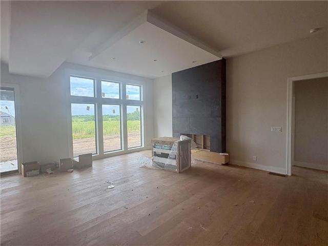 520 Bentwater Dr, Raymore, MO 64083 | MLS #2602