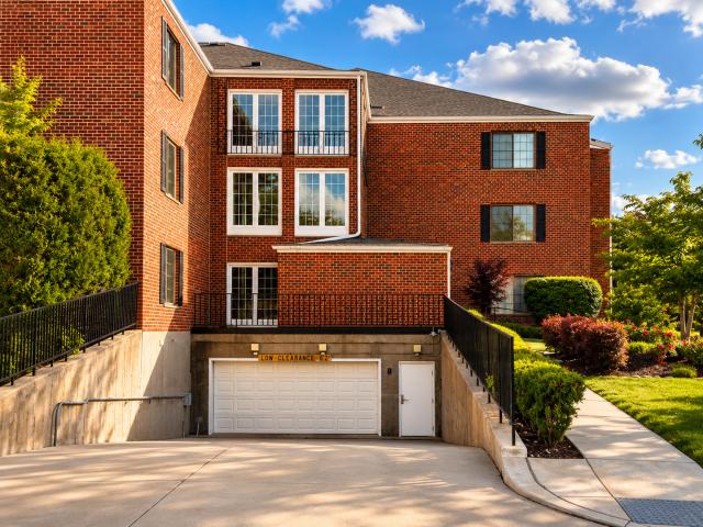 520 Biesterfield Road # 209