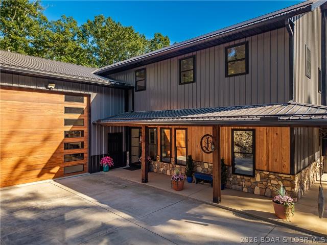 520 Blue Water Bay Drive