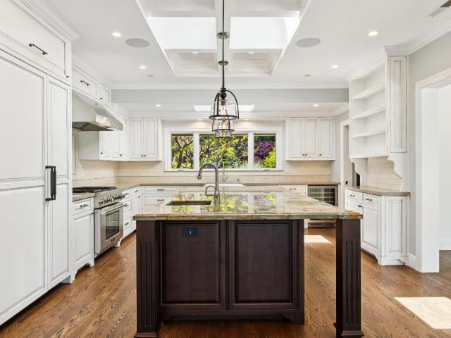 520 Darrell Rd, Hillsborough, CA 94010 | MLS #ML82042 | Compass
