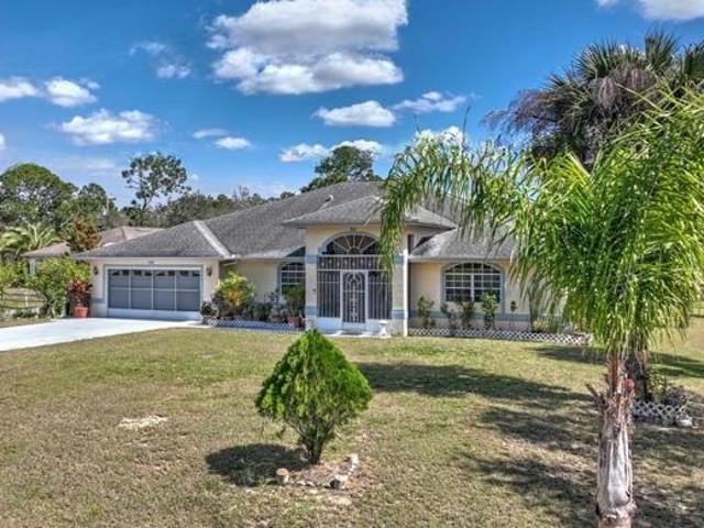 520 Desoto Ave, Lehigh Acres, FL 33972