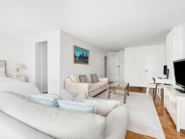 520 E 81ST Street 4D