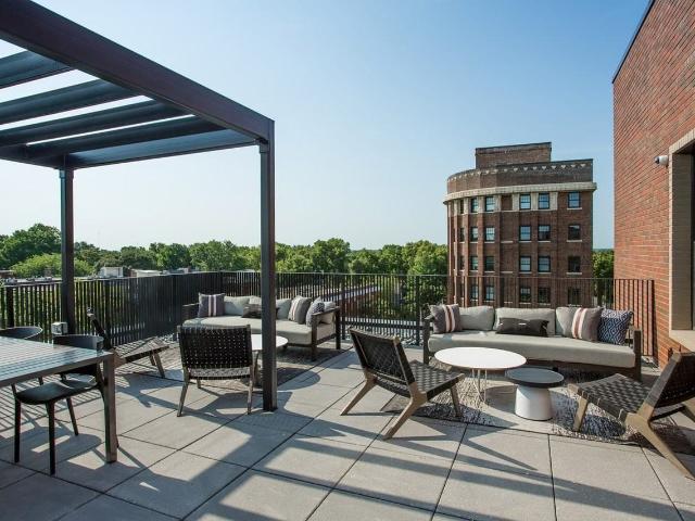 520 E Armour 1 Bedroom Apartment for Rent at 520 E Armour Blvd, Kansas City, MO 64109 North Hyde Park