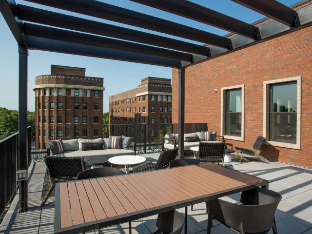 520 E Armour 2 Bedroom Apartment for Rent at 520 E Armour Blvd, Kansas City, MO 64109 North Hyde Park