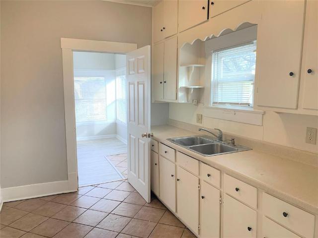520 E Day Street