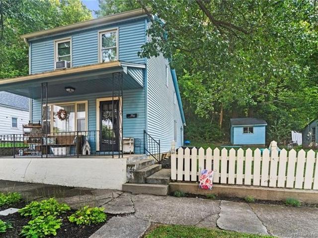 520 East St, Madison, IN 47250