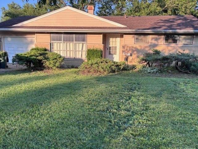 520 Edgewood Ln, Elk Grove Village, IL 60007
