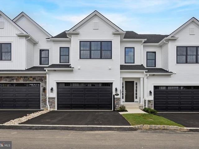520 Fullerton Farm Ct Unit 15, Chalfont, PA 18914