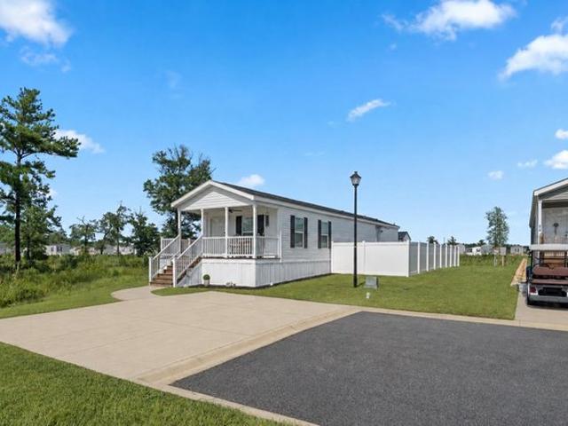 520 King Air Ct, Myrtle Beach, SC 29577
