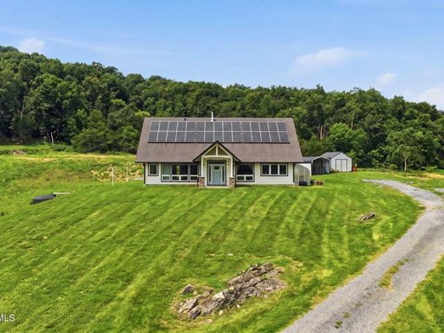 520 Henson Rd, Bristol, TN 37620