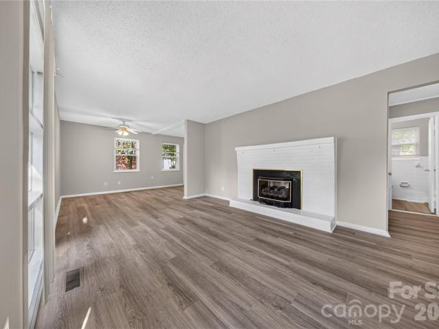 520 Inwood Drive