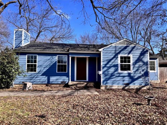 520 Iris Dr, Irving, TX 75061 | MLS #21184 | Compass