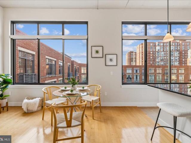 520 John Carlyle Street # 429