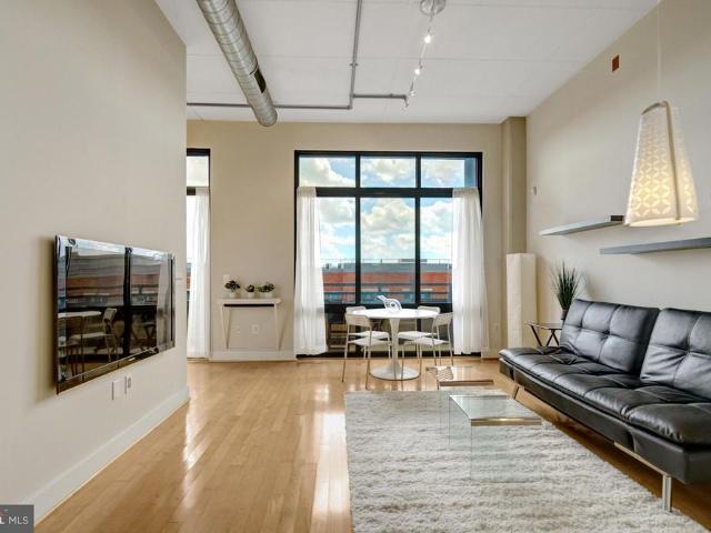520 John Carlyle Street # 430